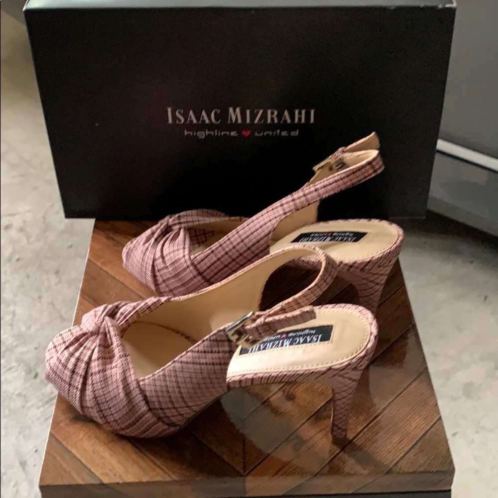 Isaac Mizrahi | Shoes | Issac Mizrahi Love Plaid Peep Toe Slingback ...